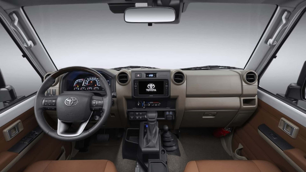 Land Cruiser 71 Arrives In The UAE In Grand Style