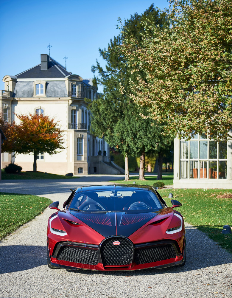 Meet The Bugatti Divo In Red And Graphite Diamonds